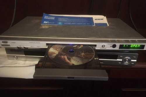 DVD плеер BBK DV323SI с караоке
