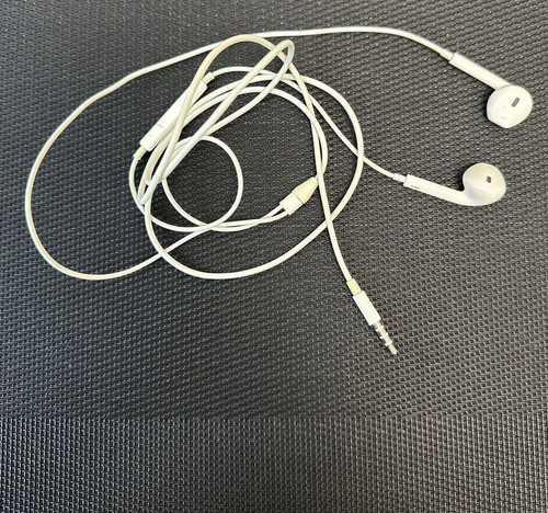 Наушники apple EarPods 3.5 мм