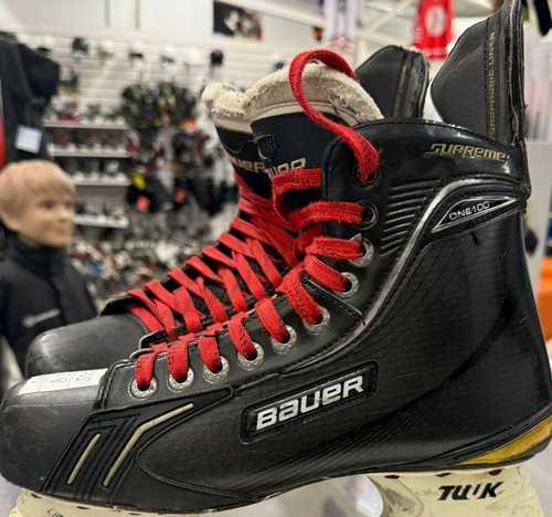 Хоккейные коньки Bauer Supreme One.100 8.5EE