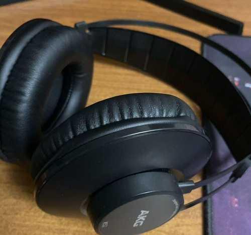 Студийные наушники akg k52