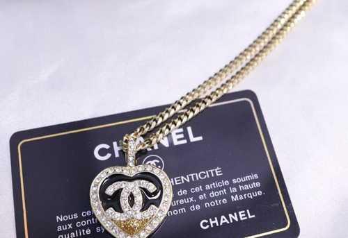 Колье Chanel, Шанель подвеска