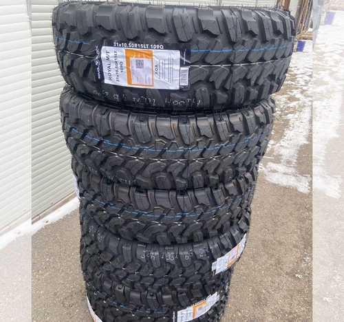 Royal Black Royal M/T 265/70 R15