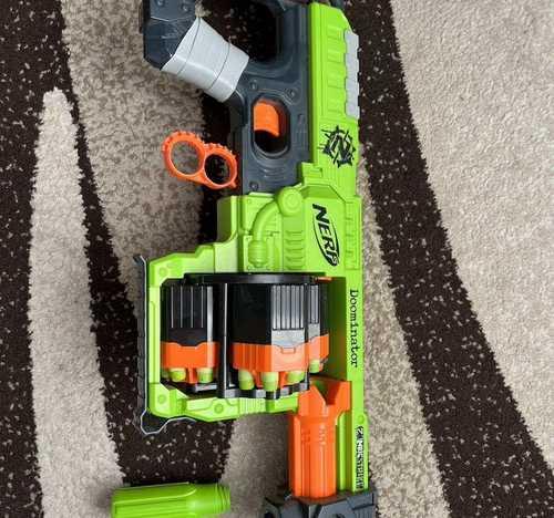 Nerf zombie strike Doominator