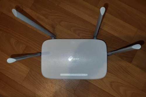 Продаю Роутер Tp-link EC220-G5