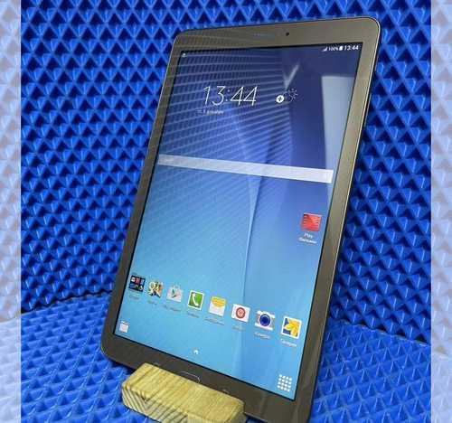 Samsung Galaxy Tab E 1/8