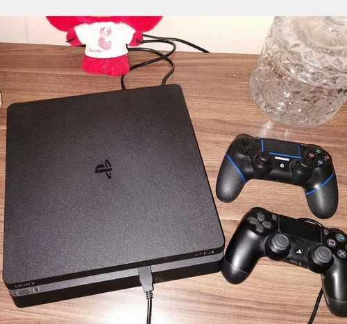 Sony Playstation 4 с версией по 11.00