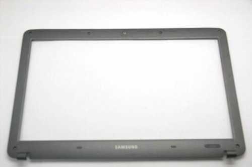 Рамка матрицы для ноутбука Samsung R525