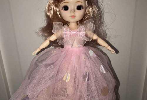 Кукла девочка в шикарном платье