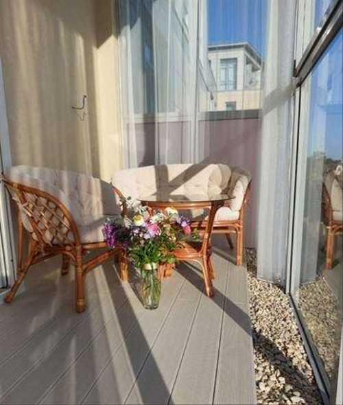 Диван и столик на балкон