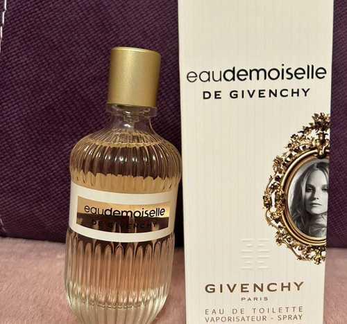 DE givenchy eaudemoiselle