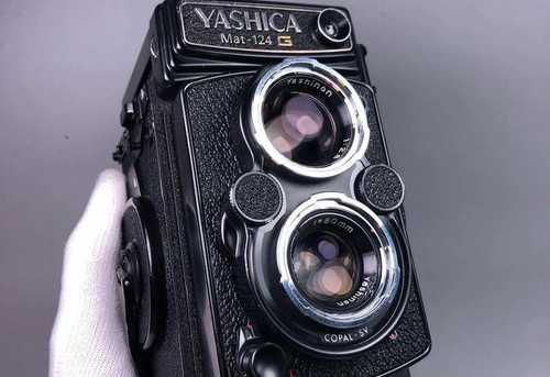 Yashica mat 124g