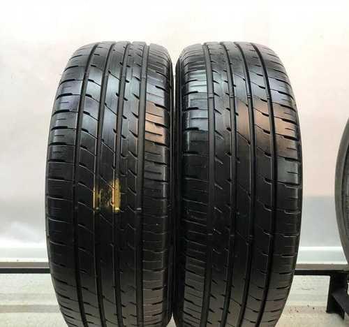 Dunlop Enasave RV504 215/60 R17 96H