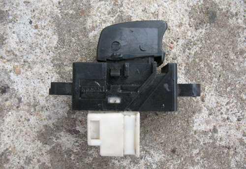 Кнопка стеклоподъемника Nissan Almera N16