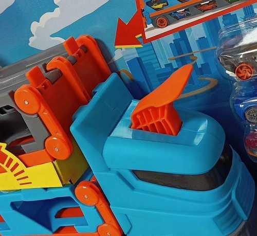 Hot wheels автовоз игрушка на подарок