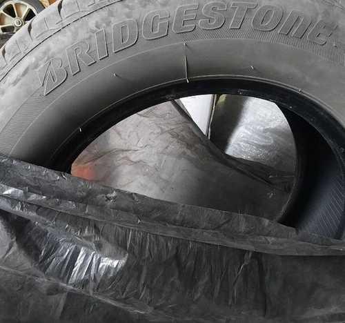 Bridgestone B-style 215/60 R16 96H