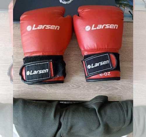 Боксерские перчатки Larsen