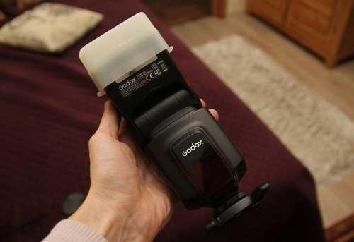 Вспышка камеры Godox TT520 II