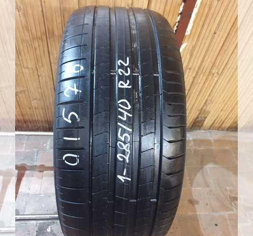 Pirelli P Zero 285/40 R22 106Y