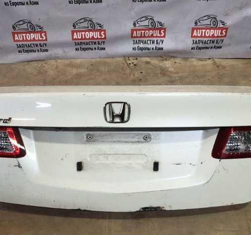 Крышка багажника Honda Accord 8