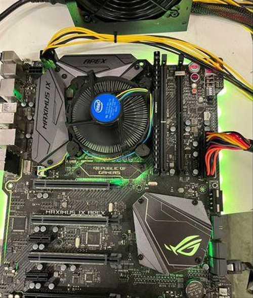 Asus ROG Maximus Apex Z270