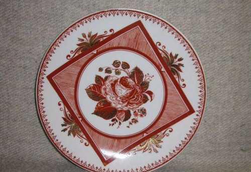 Настенная декоративная фарфоровая тарелка Роза фар