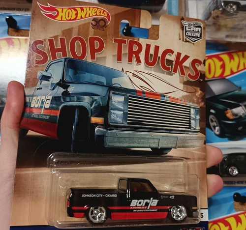 Hot wheels premium chevy silverado