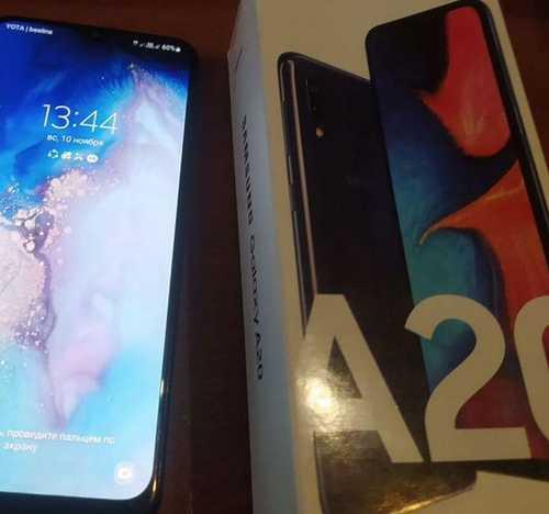 Samsung Galaxy A20, 3/32 ГБ