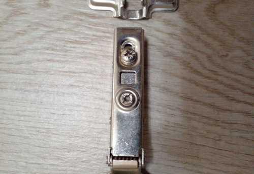 Петля накл.110гр. с доводчиком boyard H302a02/2410