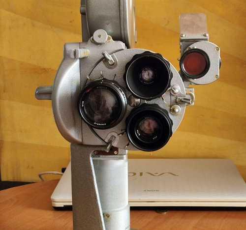 Кинокамера акс-4