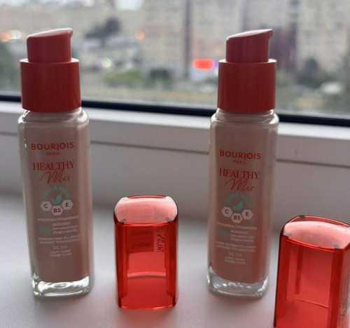 Тональная основа Bourjois