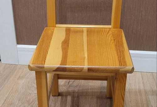 Детский стул деревянный