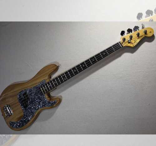 Бас гитара Fender precision bass реплика новая