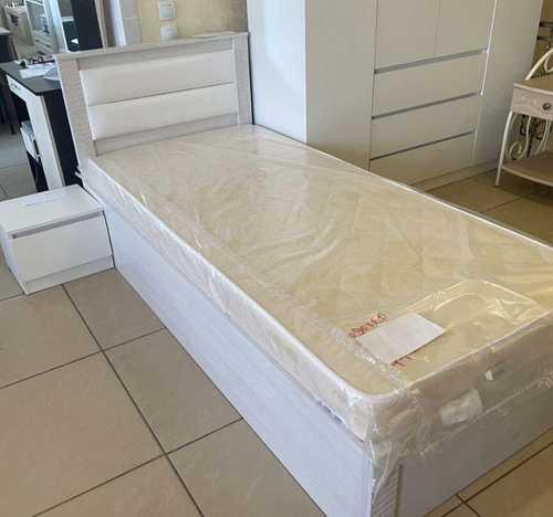 Кровать Монако 0,9 метра с матрасом
