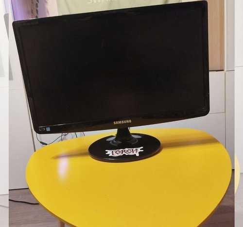 21.5" Монитор Samsung SyncMaster S22A100N