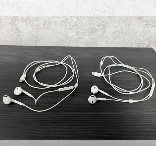 Наушники Apple Earpods lightning из комплекта