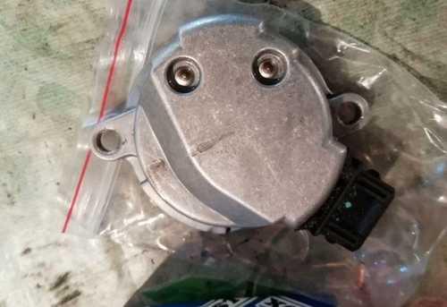 Датчик распредвала Audi a4 b6 Delphi SS10920