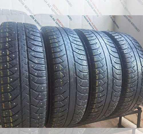 Bridgestone Ice Cruiser 7000 225/65 R17 98M