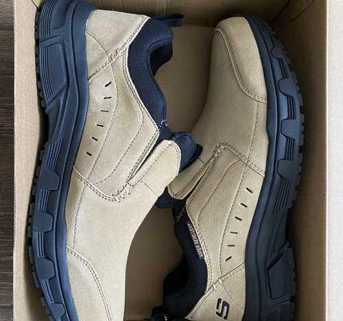 Кроссовки Skechers 45