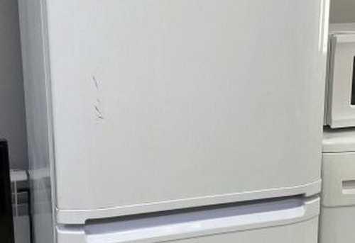 Холодильник Hotpoint-Ariston rmba 1167