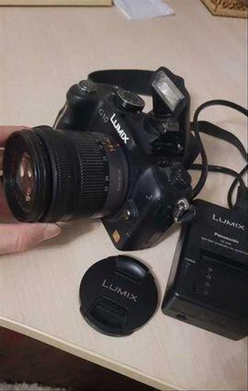 Зеркальный фотоаппарат Panasonic Lumix DMC-G10