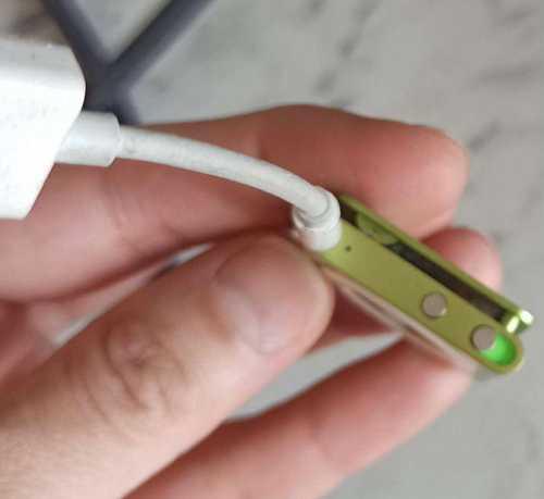 Mp3 плеер iPod shuffle 4 2Gb