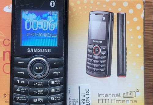 Samsung E2121B