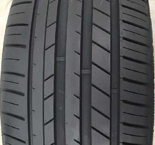 Habilead SportMax S2000 235/45 R19 99Y