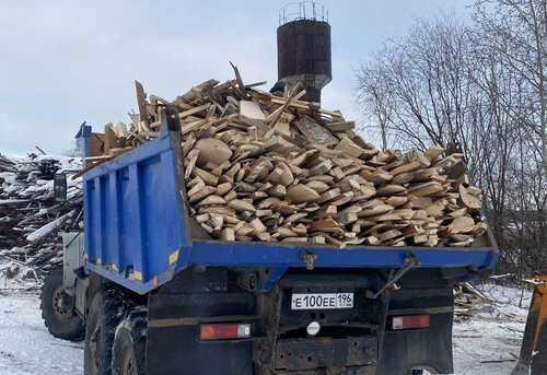 Продаю дрова срезку сухую пиленную и долготьём