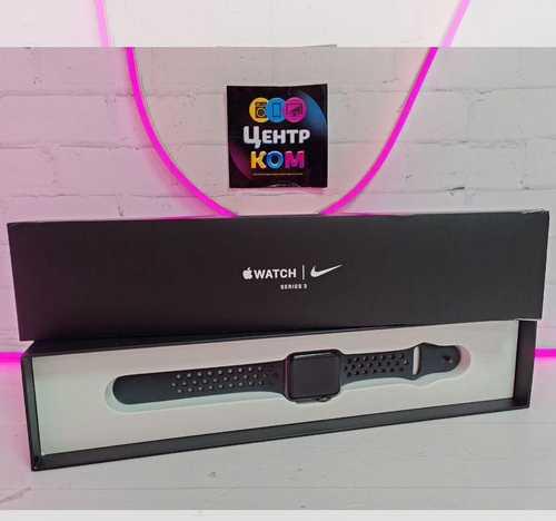 Apple Watch Nike  Series 3 38mm Black