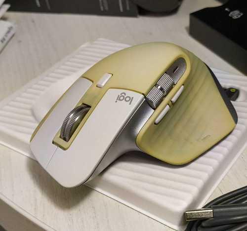 Мышь беспроводная Logitech MX Master 3s Ретро