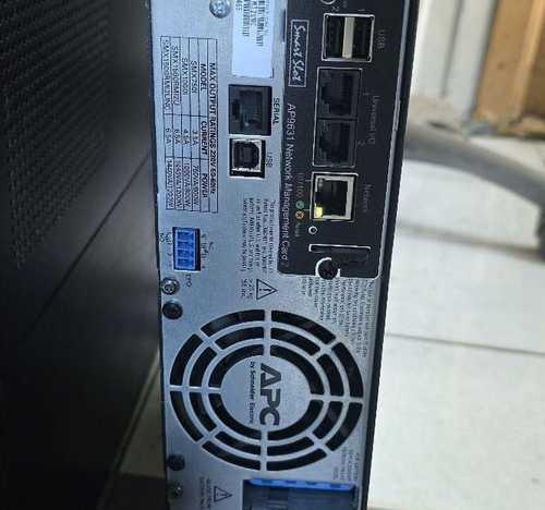 APC by Schneider Electric Smart-UPS SMX1500RMI2UNC