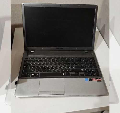 Ноутбук samsung np355v5c