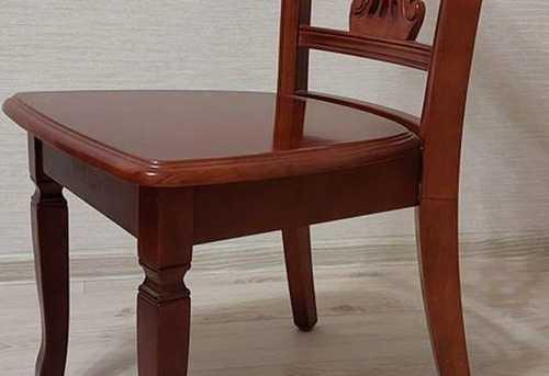 Продаются деревяные стулья новые,4 штуки