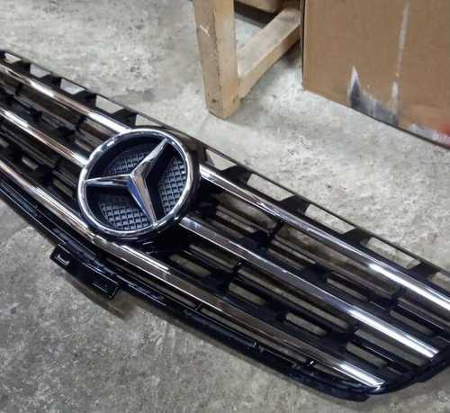 Решетка Радиатора Mercedes-Benz ML W166